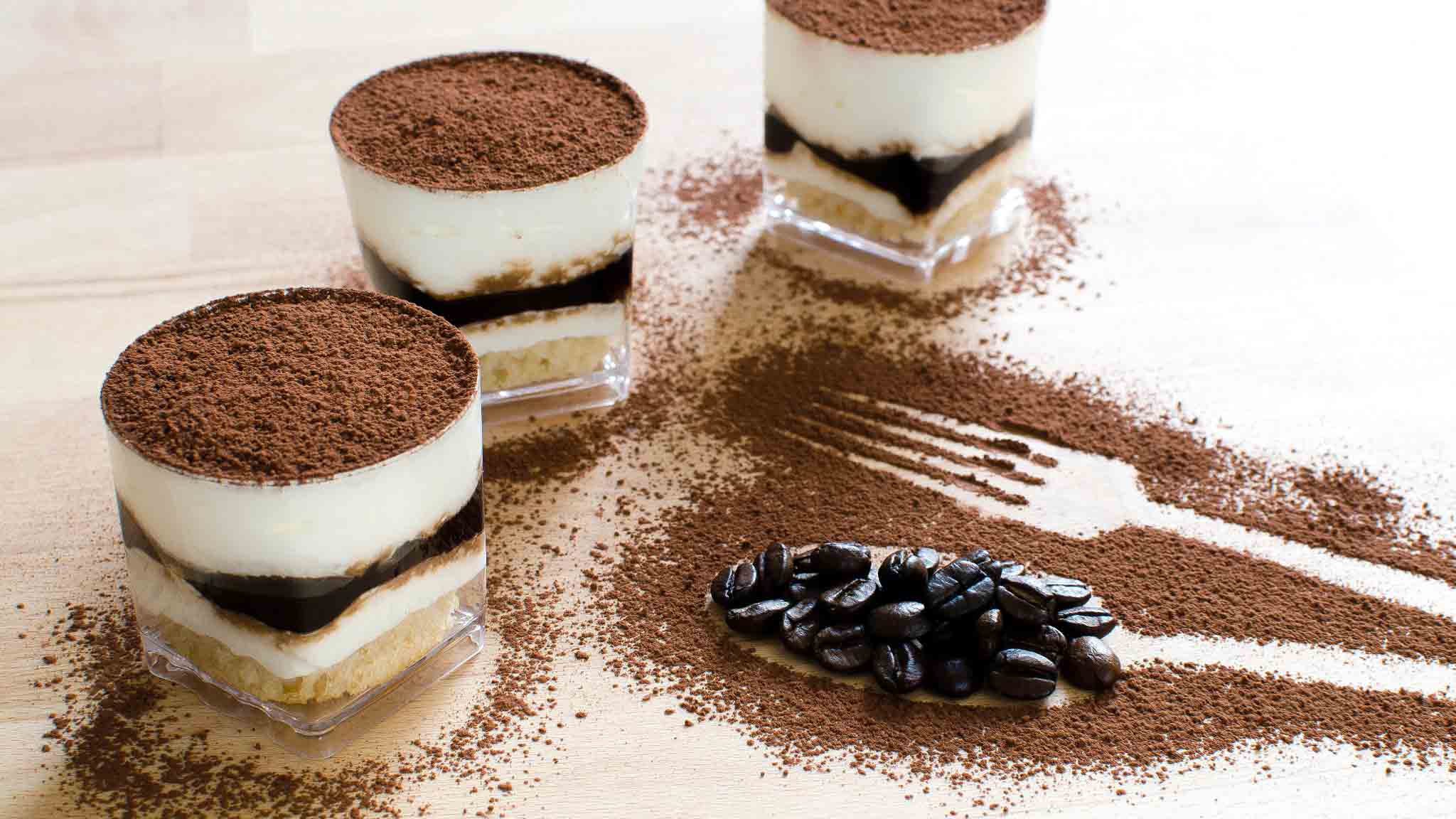 Tiramisu có nghĩa là gì? Nguồn gốc và ý nghĩa của bánh tiramisu
